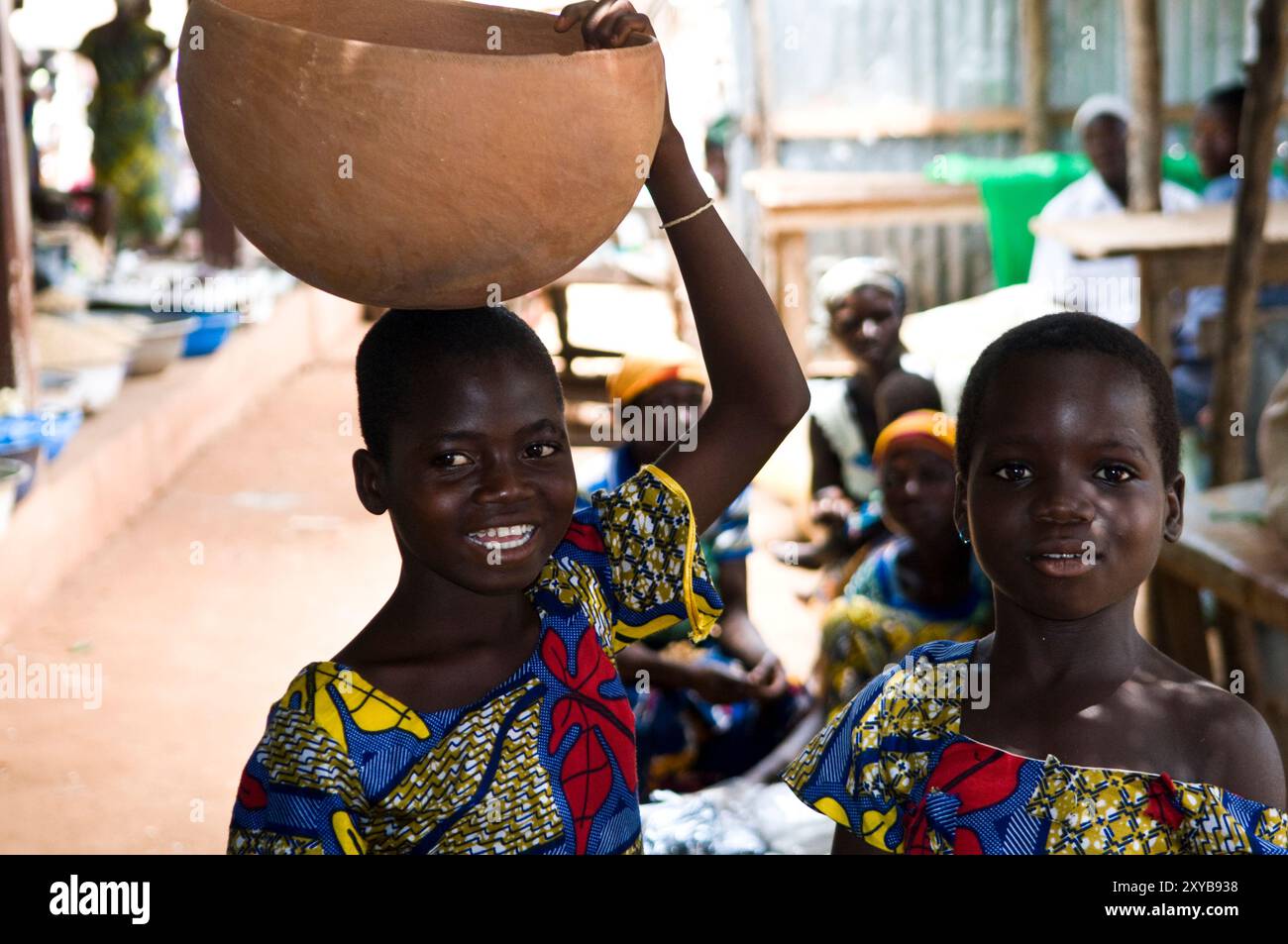 A colorful market in Kara, Togo Stock Photo - Alamy