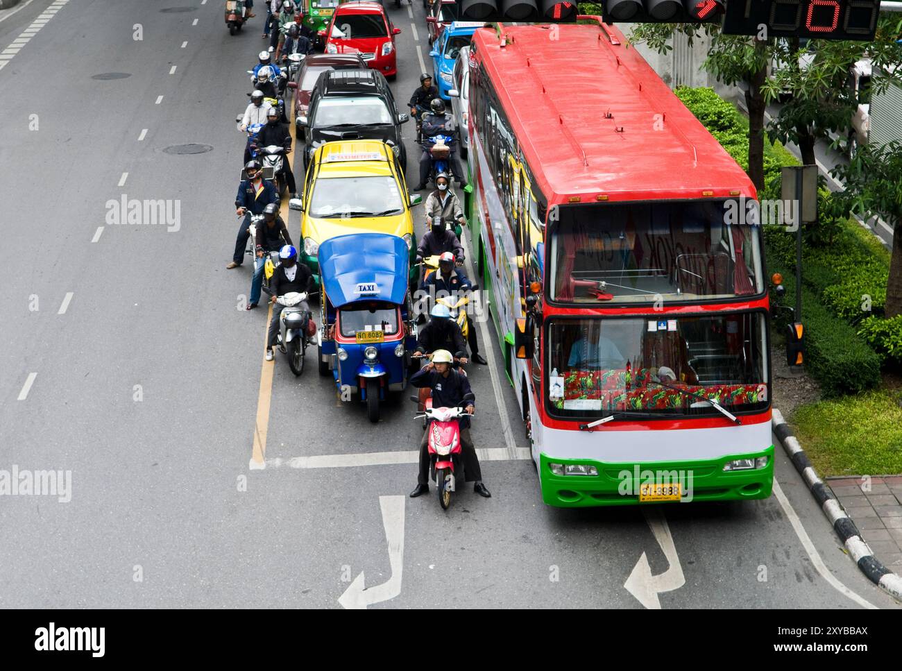 Traffic thailand motorcycles hi-res stock photography and images - Alamy