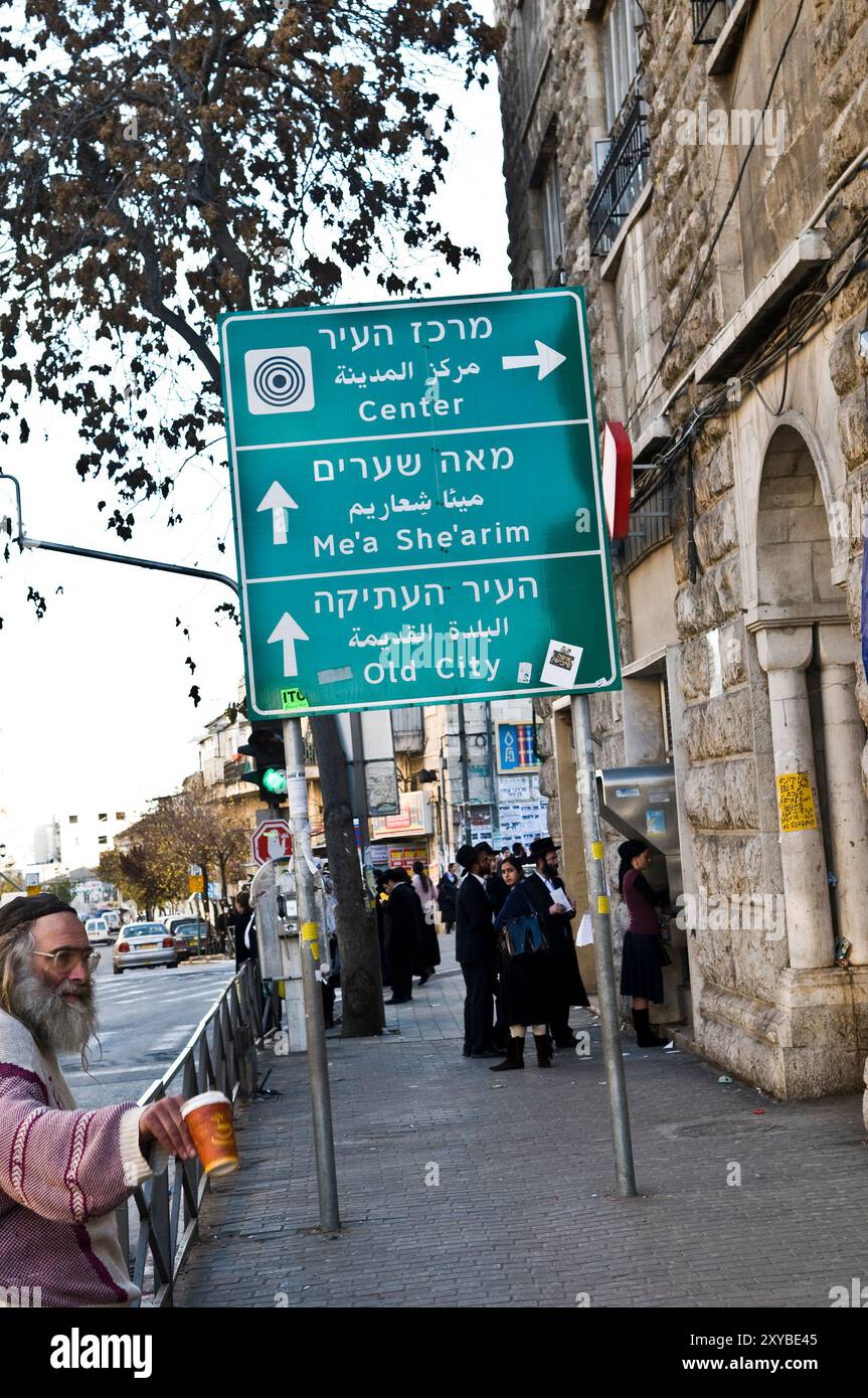 The Ultra Orthodox neighborhood of Mea She'arim neighborhood in ...