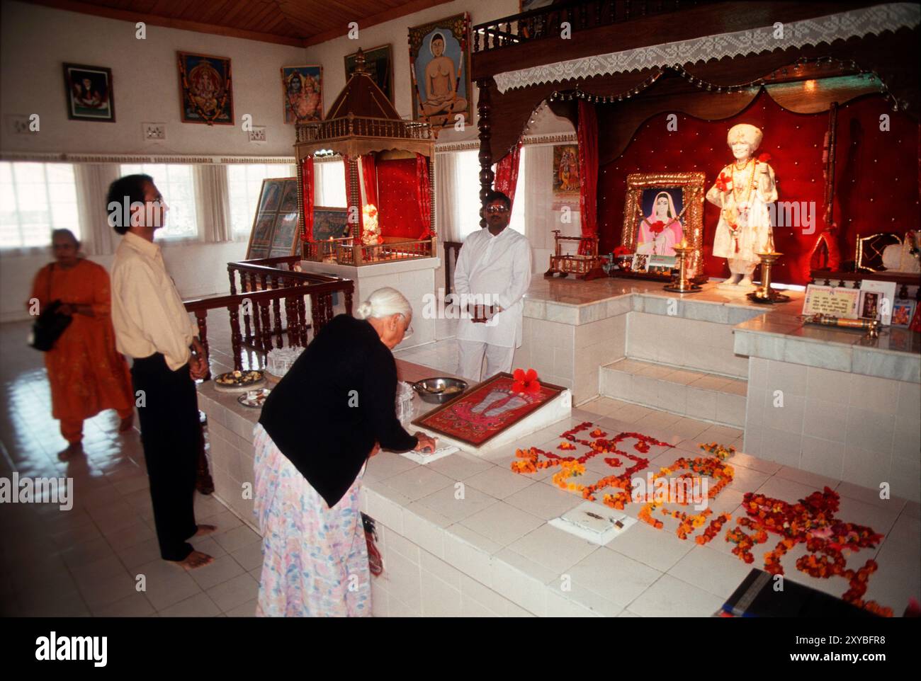 Shree jalaram aradhana temple hi-res stock photography and images - Alamy