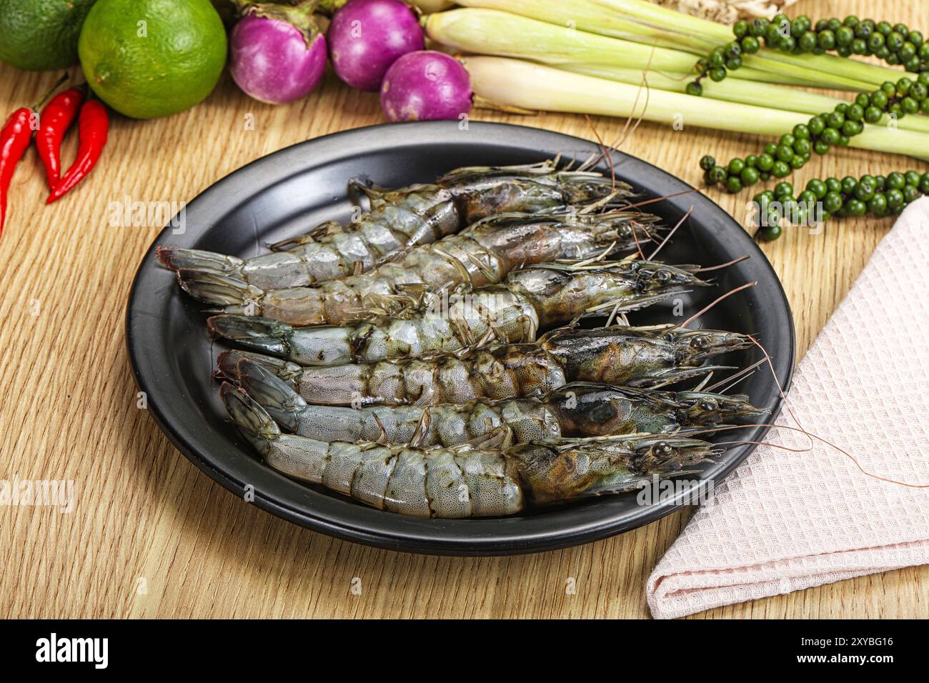 Fresh raw uncooked big tiger prawn Stock Photo - Alamy