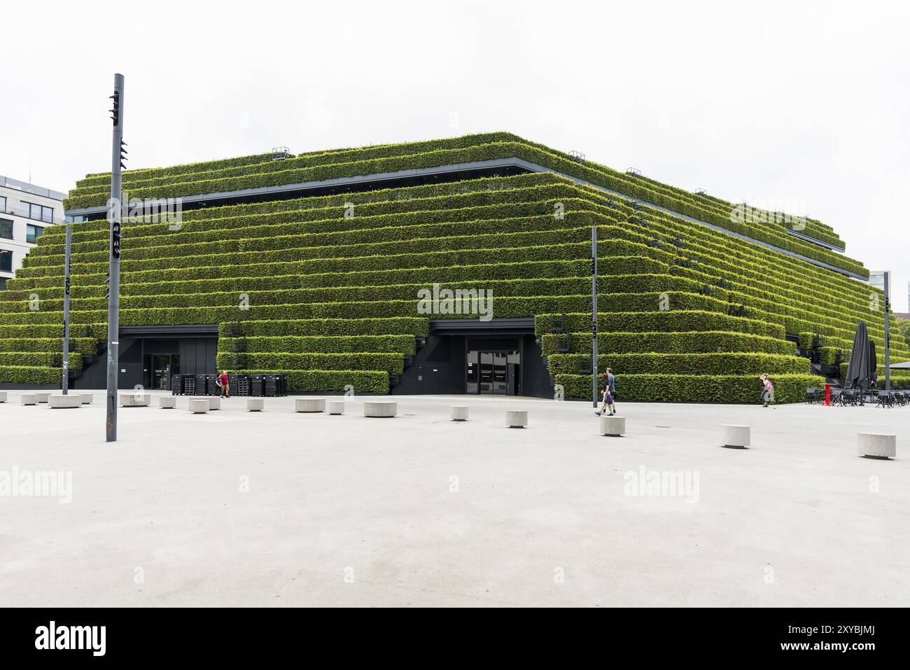 One Story Commercial Building Facade