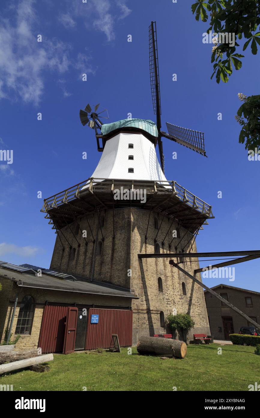 Flour wind mill mills windmill windmills hi-res stock photography and ...