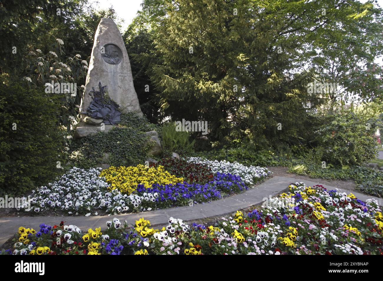 Fallersleben monument in Hoexter Stock Photo - Alamy