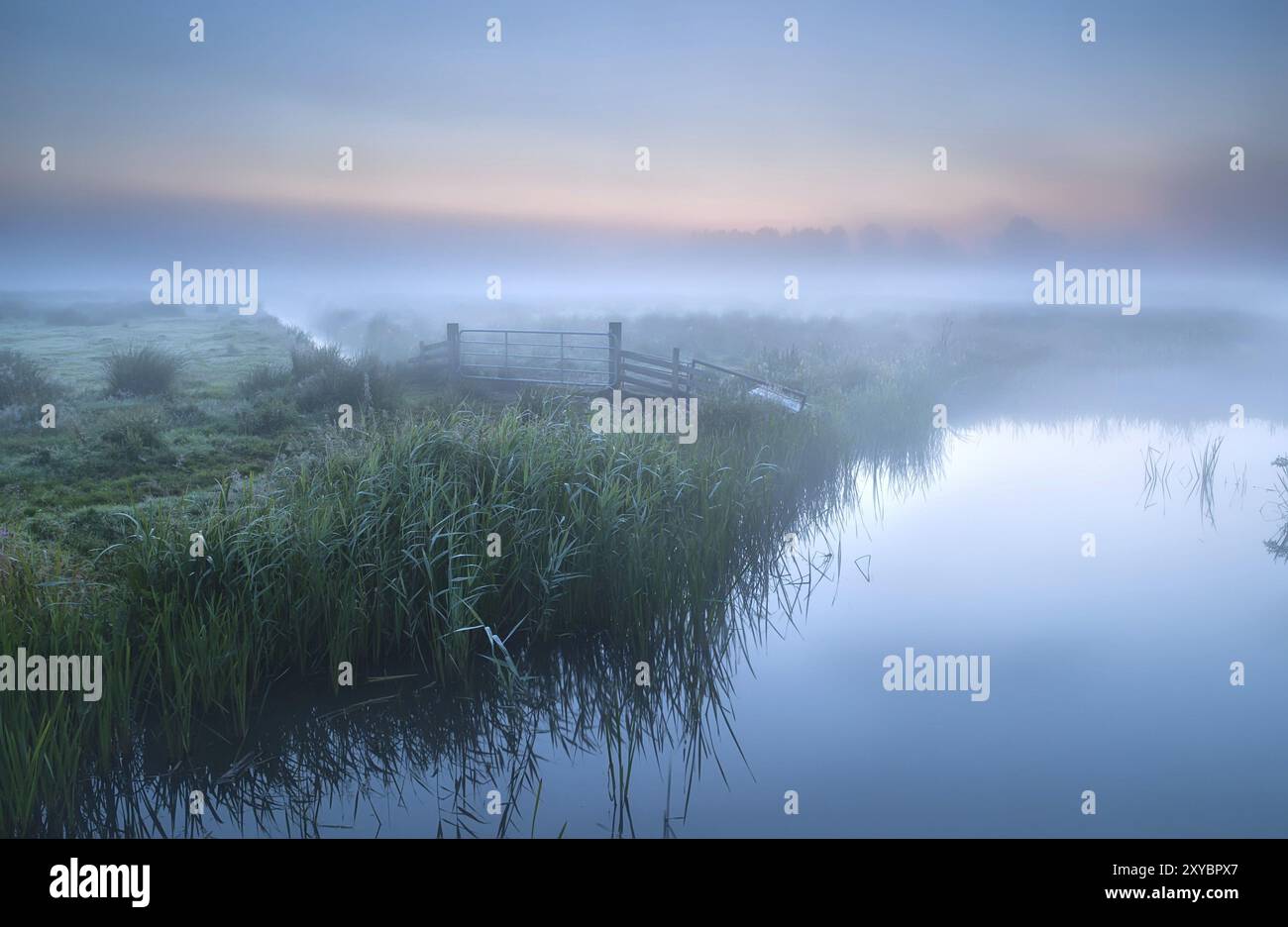Mist over field channel hi-res stock photography and images - Alamy