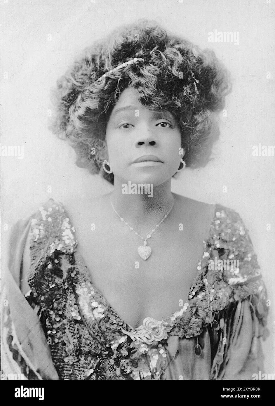 African american singer Black and White Stock Photos & Images - Alamy