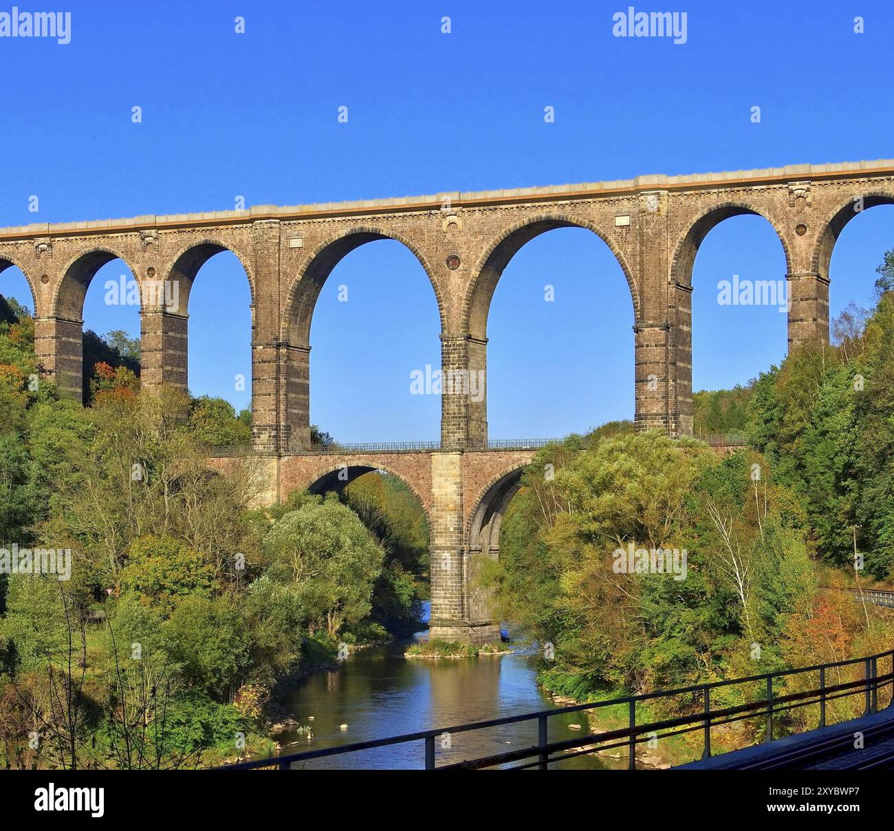 Bridges viaducts railways rail hi-res stock photography and images - Alamy