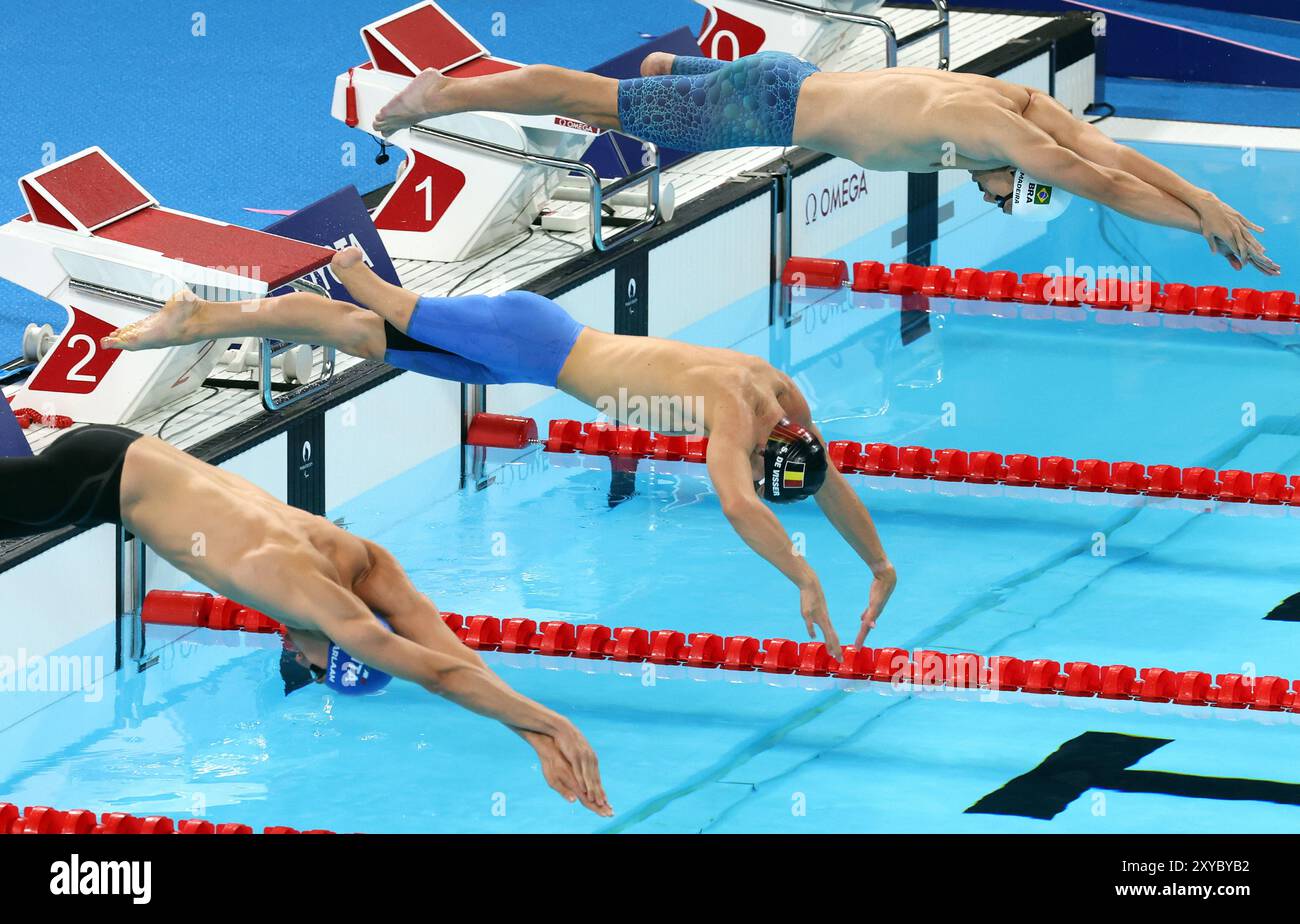 Belgian Sam de Visser pictured in action during the men 400m freestyle ...
