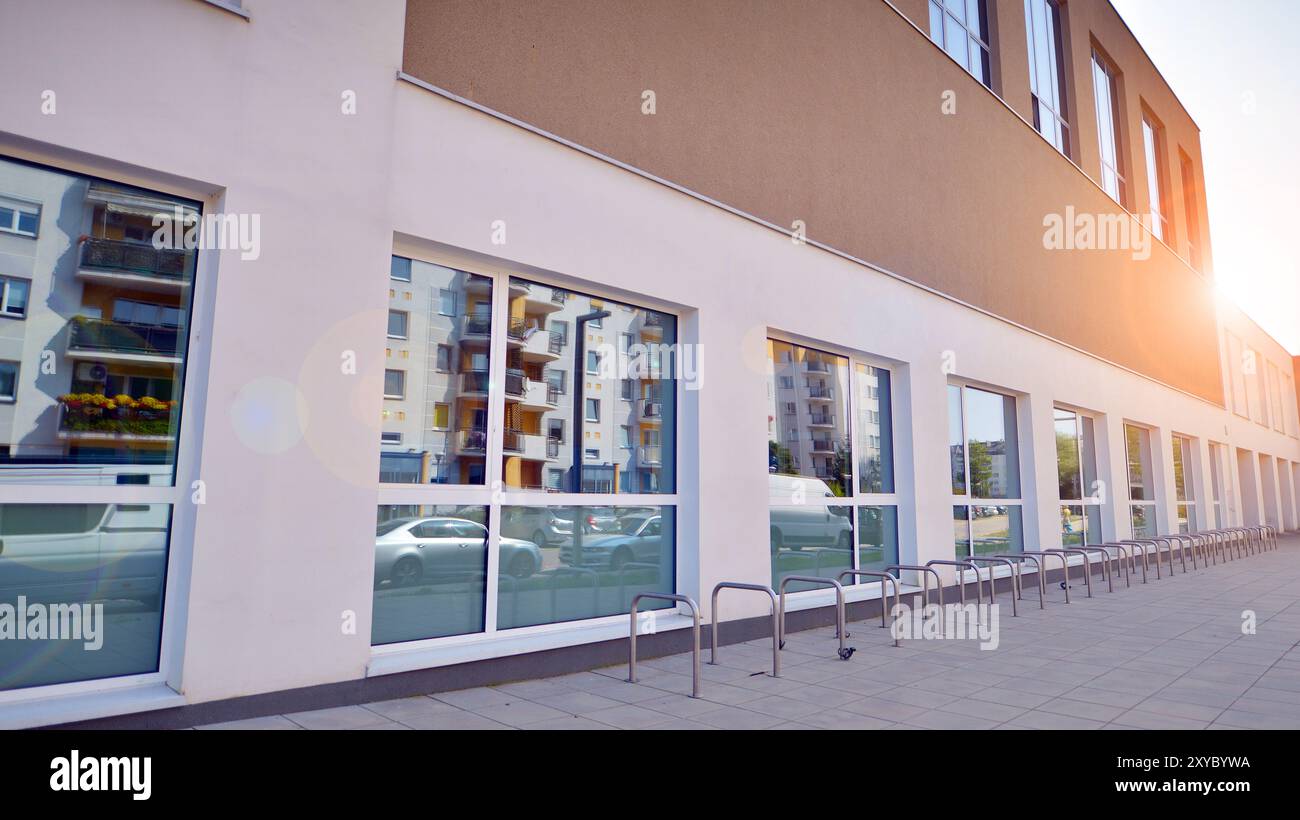 Corporate architecture building. New white modern office building Stock ...