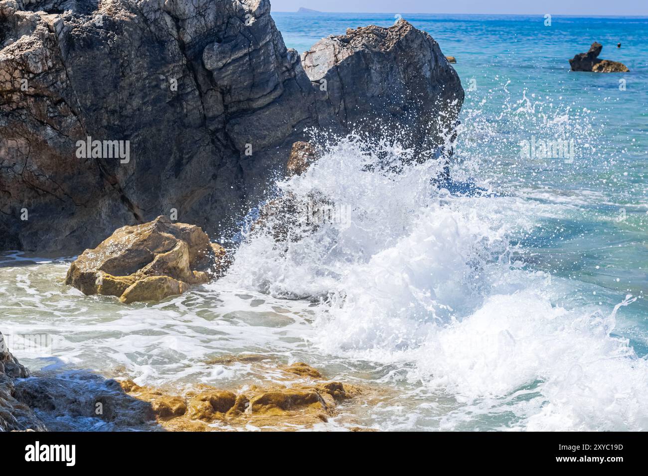 Splash sea hi-res stock photography and images - Alamy