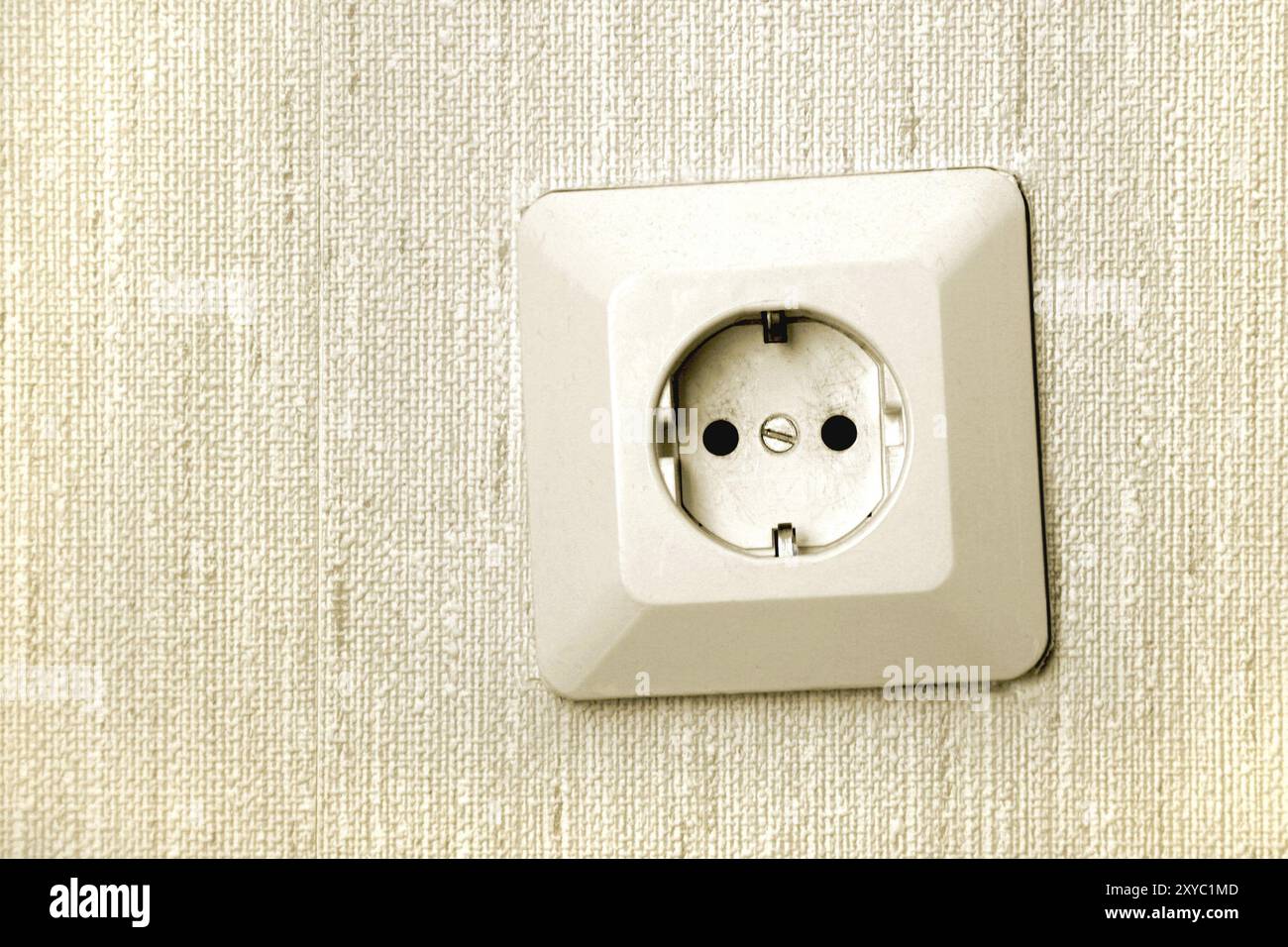 Old electrical socket wires hi-res stock photography and images - Alamy