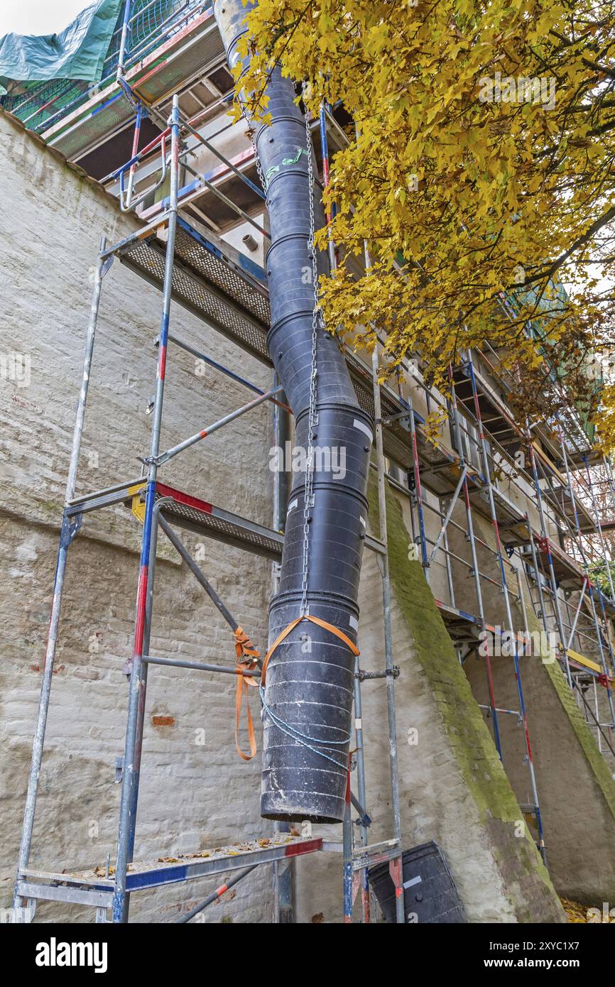 Construction waste chutes hi-res stock photography and images - Alamy