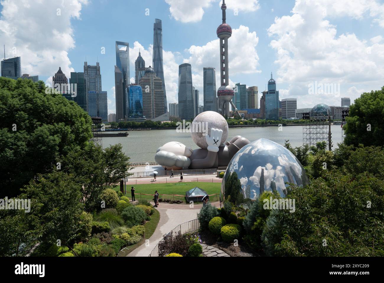 SHANGHAI, CHINA - AUGUST 29, 2024 - The giant KAWS Companion inflatable ...