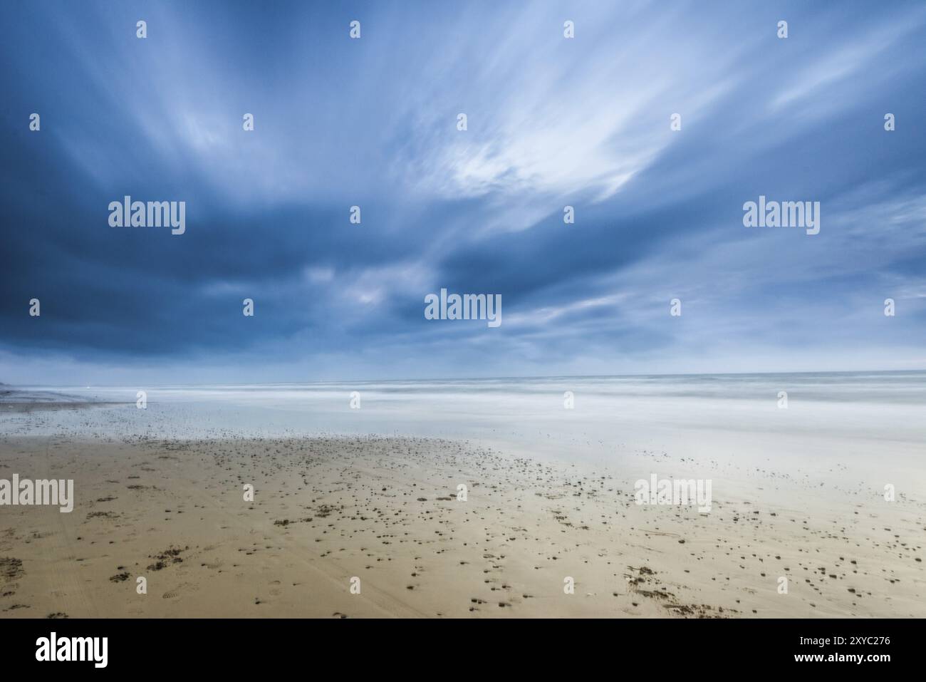 Long exposure shot sandy hi-res stock photography and images - Alamy