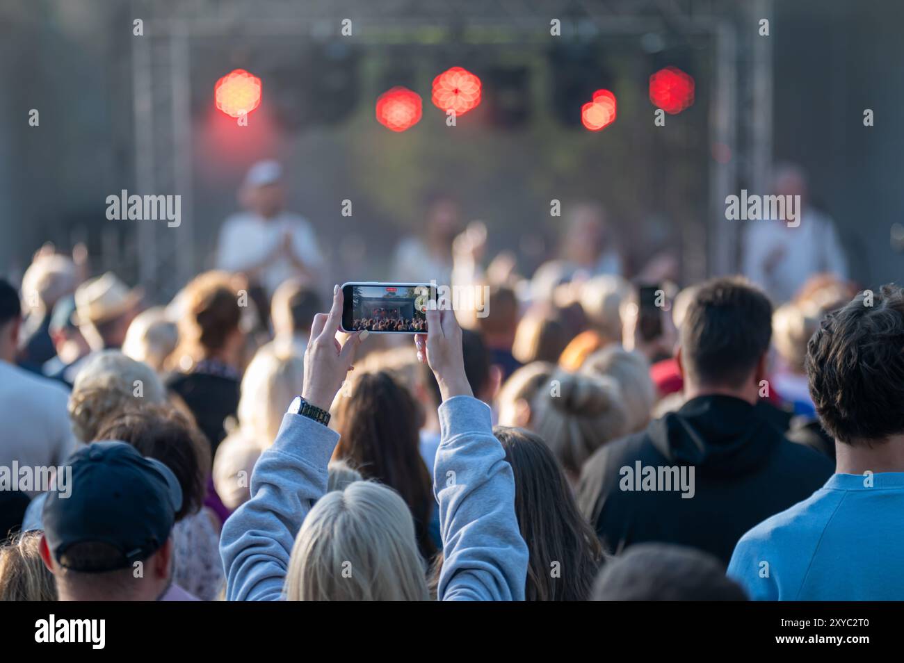Cheering people summer live concert hi-res stock photography and images ...