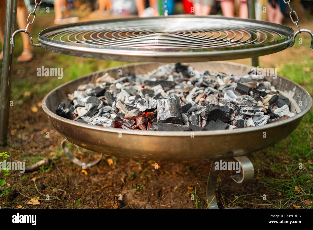Metal on bricks for bonfire hi-res stock photography and images - Alamy