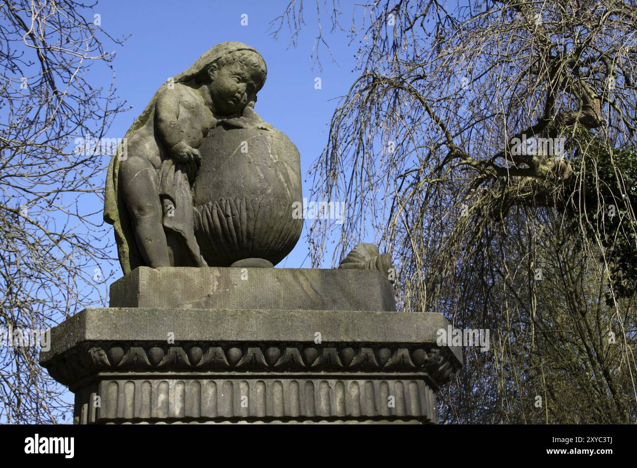 Monument to Count Simon-August in Bad Meinberg Stock Photo - Alamy
