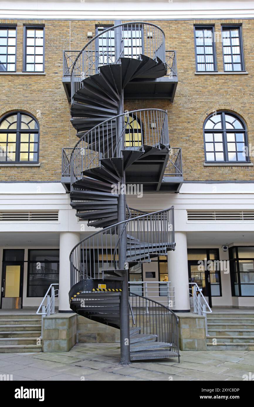 Uk fire escape stairs hi-res stock photography and images - Alamy