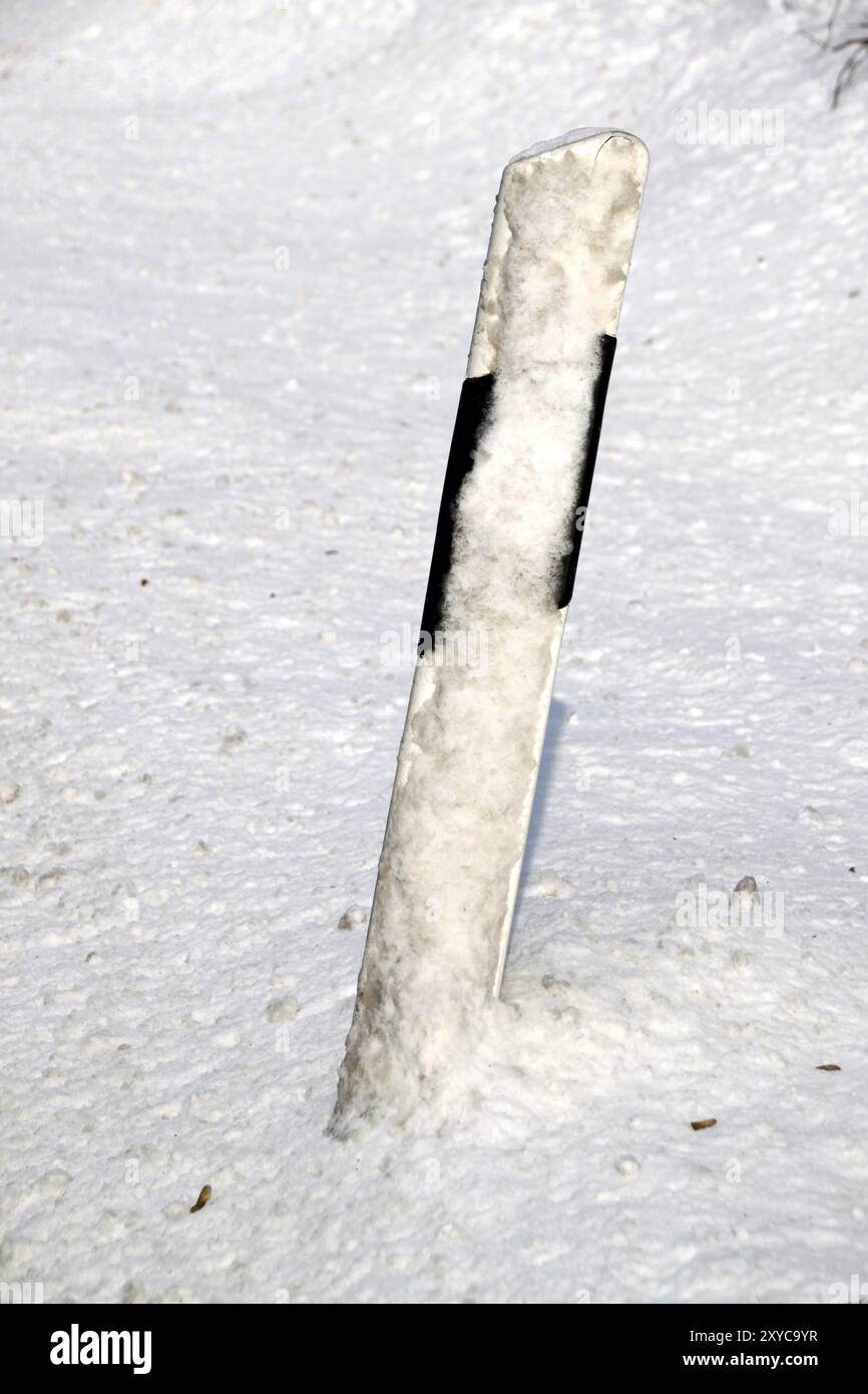 Safety delineator hi-res stock photography and images - Alamy