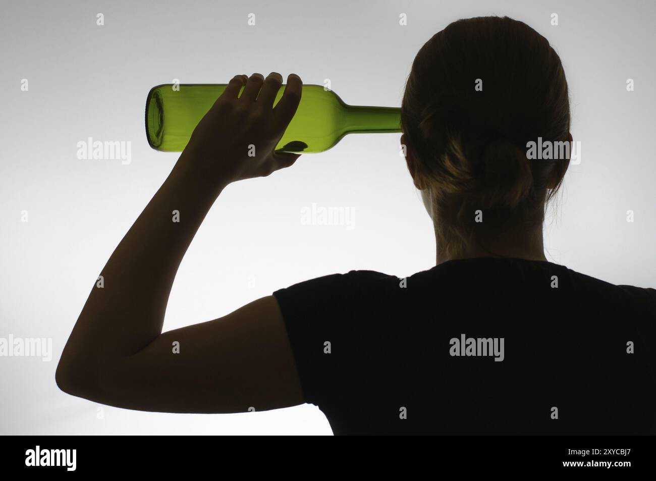 A womans silhouette hi-res stock photography and images - Alamy