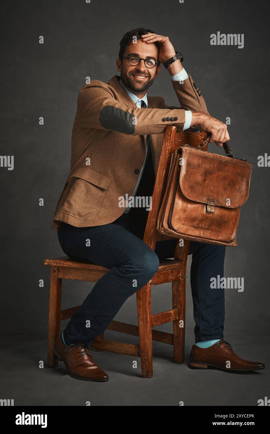 School teach briefcase hi-res stock photography and images - Alamy