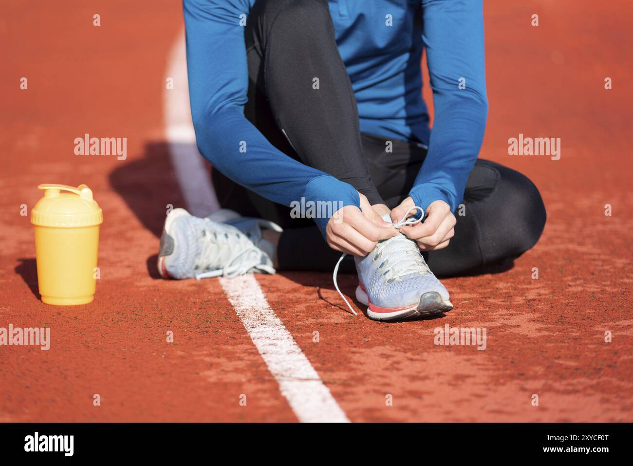 Man tightening tie hi-res stock photography and images - Alamy