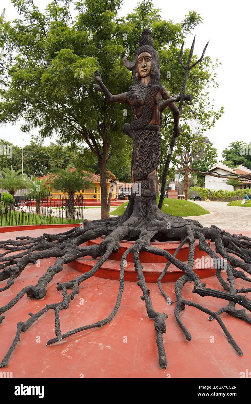 Bada Dev & Boodhi Dai. Cultural Village - AADIVART - State Museum for ...