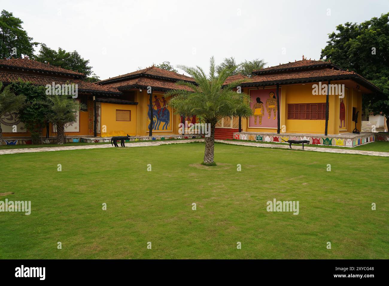 Art Gallery. Cultural Village - AADIVART - State Museum for Tribal and ...