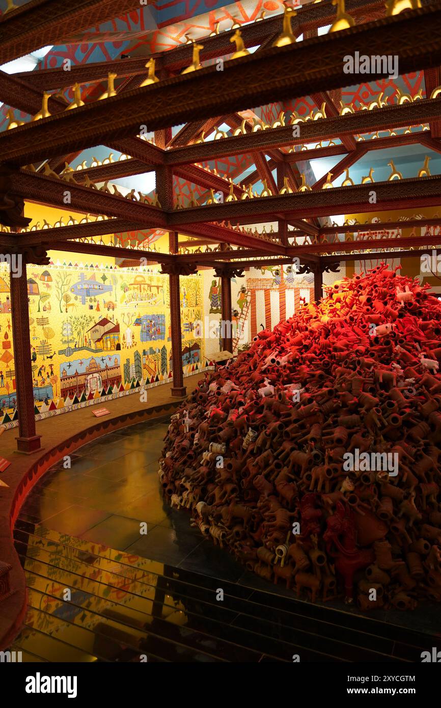 Folk arts inside the of Art Gallery. Cultural Village - AADIVART ...