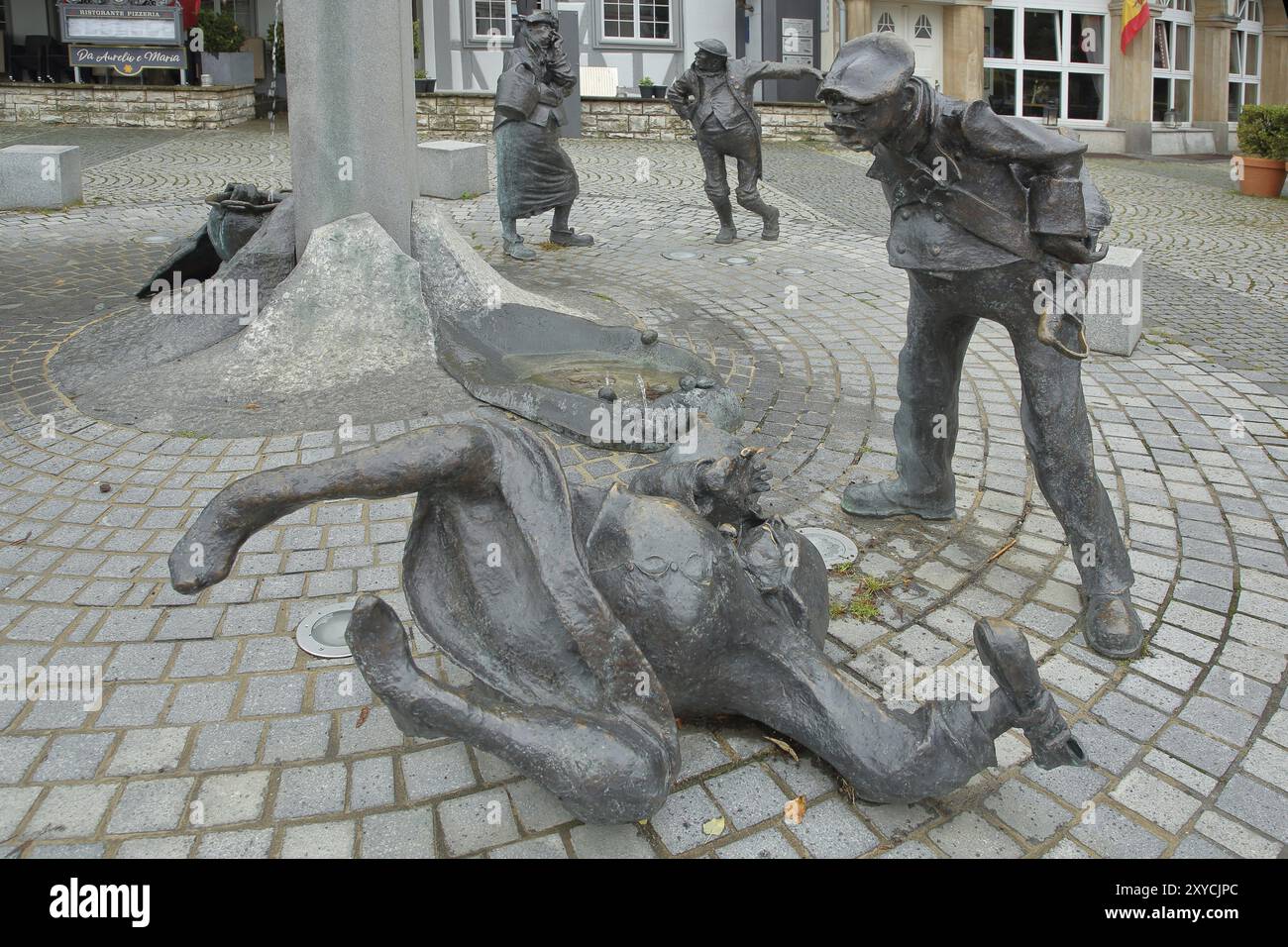 Fools' Fountain by Gero Hellmuth 2010, two sculptures, fools, bronze ...