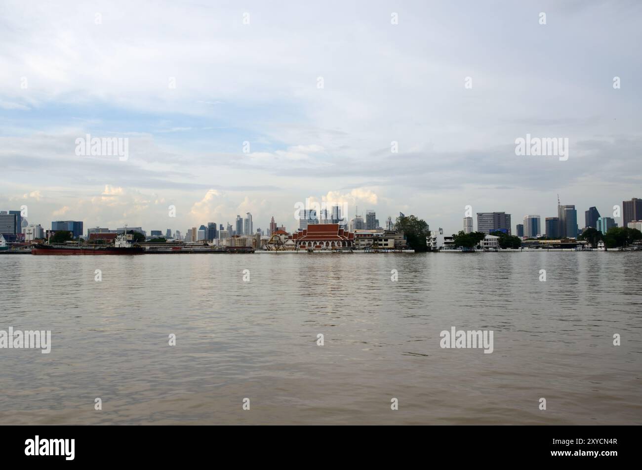 Khlong toei bangkok hi-res stock photography and images - Alamy