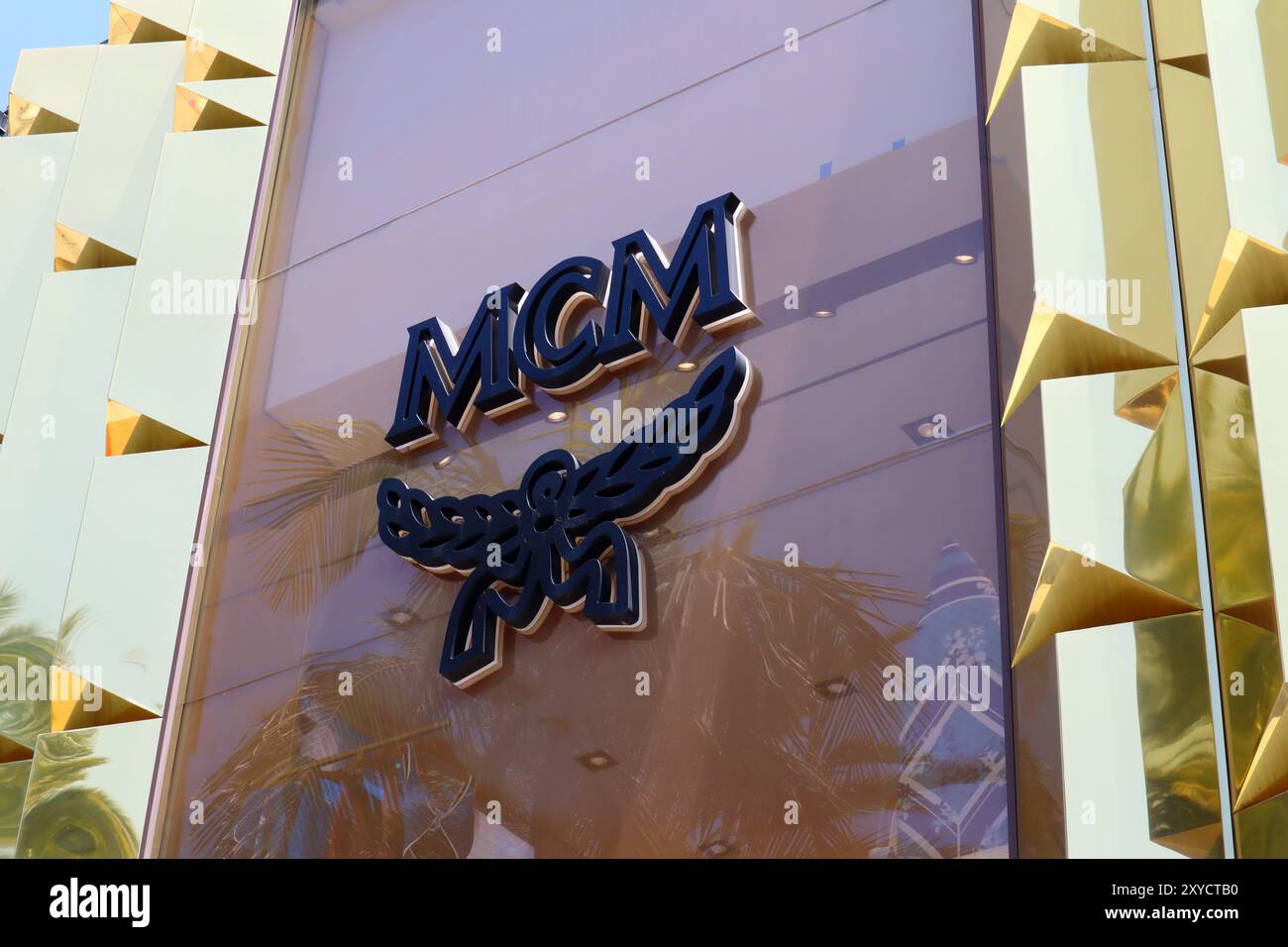 Mcm logo design hi-res stock photography and images - Alamy