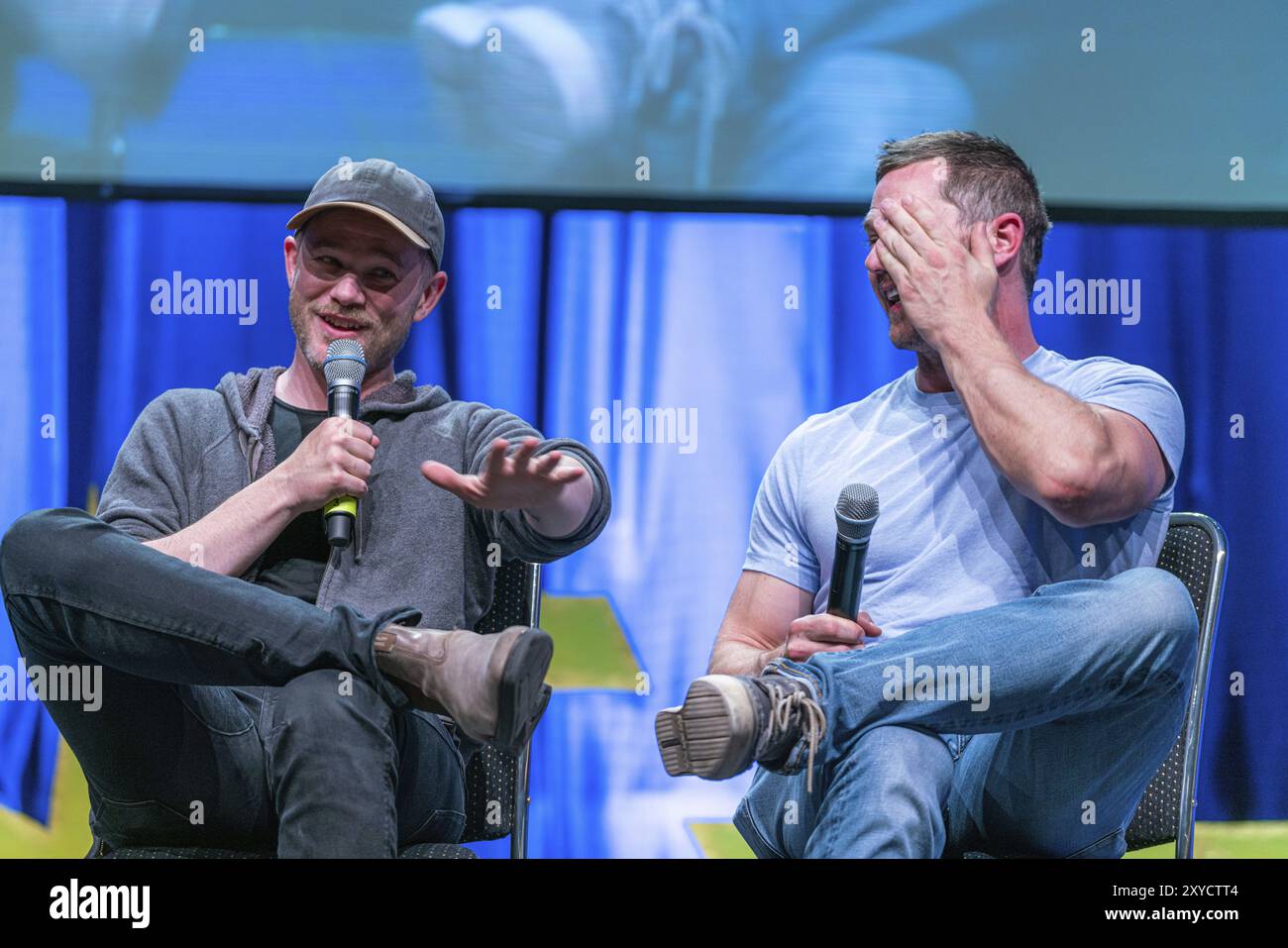 Luke macfarlane and aaron ashmore hi-res stock photography and images ...