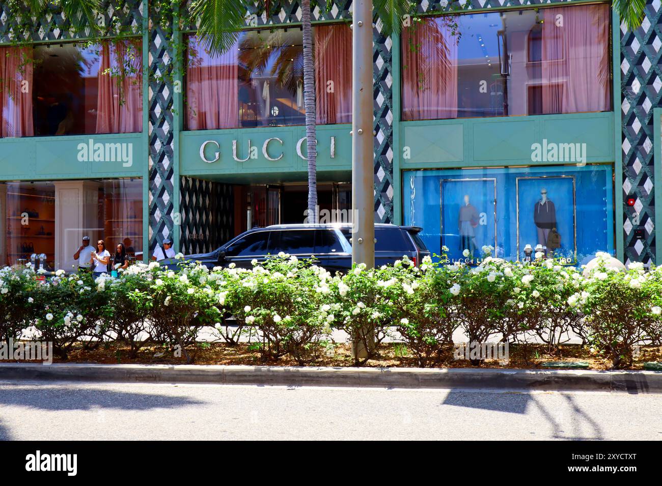 Gucci store rodeo drive hi-res stock photography and images - Alamy
