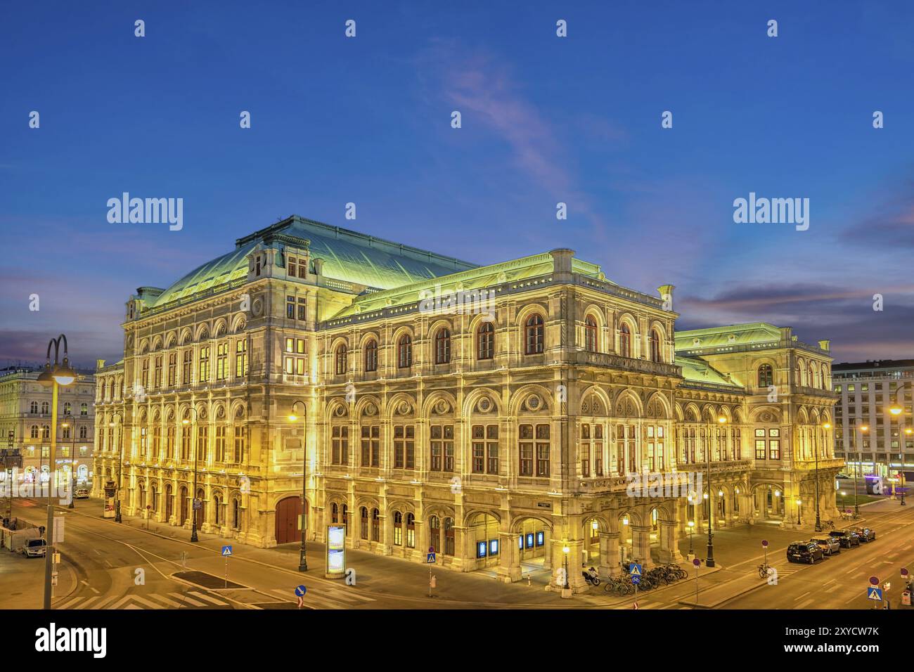Vienna Austria night city skyline at Vienna State Opera Stock Photo - Alamy