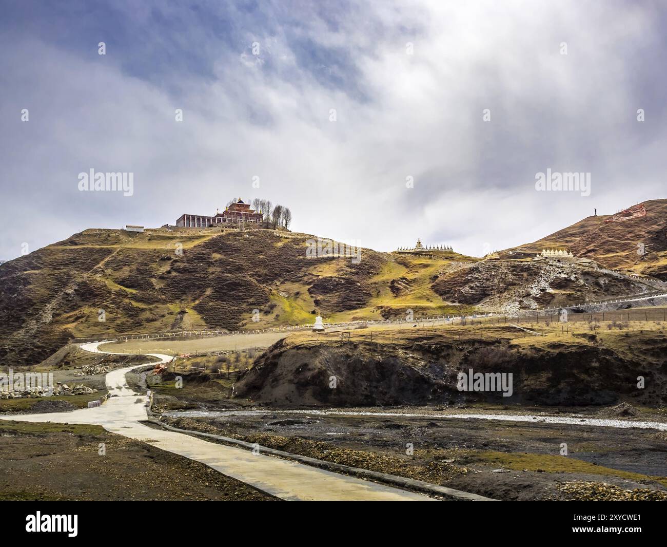 Tibetan buddhist temple on the mountain in Sichuan, China, Asia Stock ...