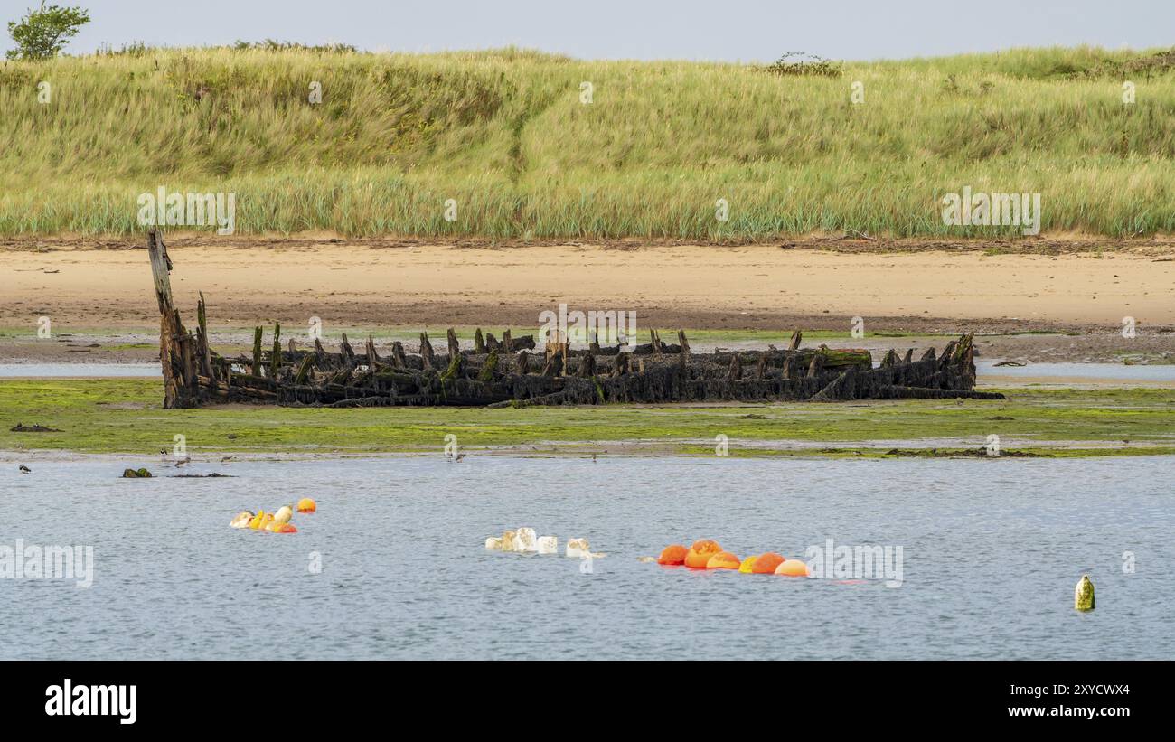 Old Shipwreck on the shore of the River Coquet in Amble, Northumberland ...
