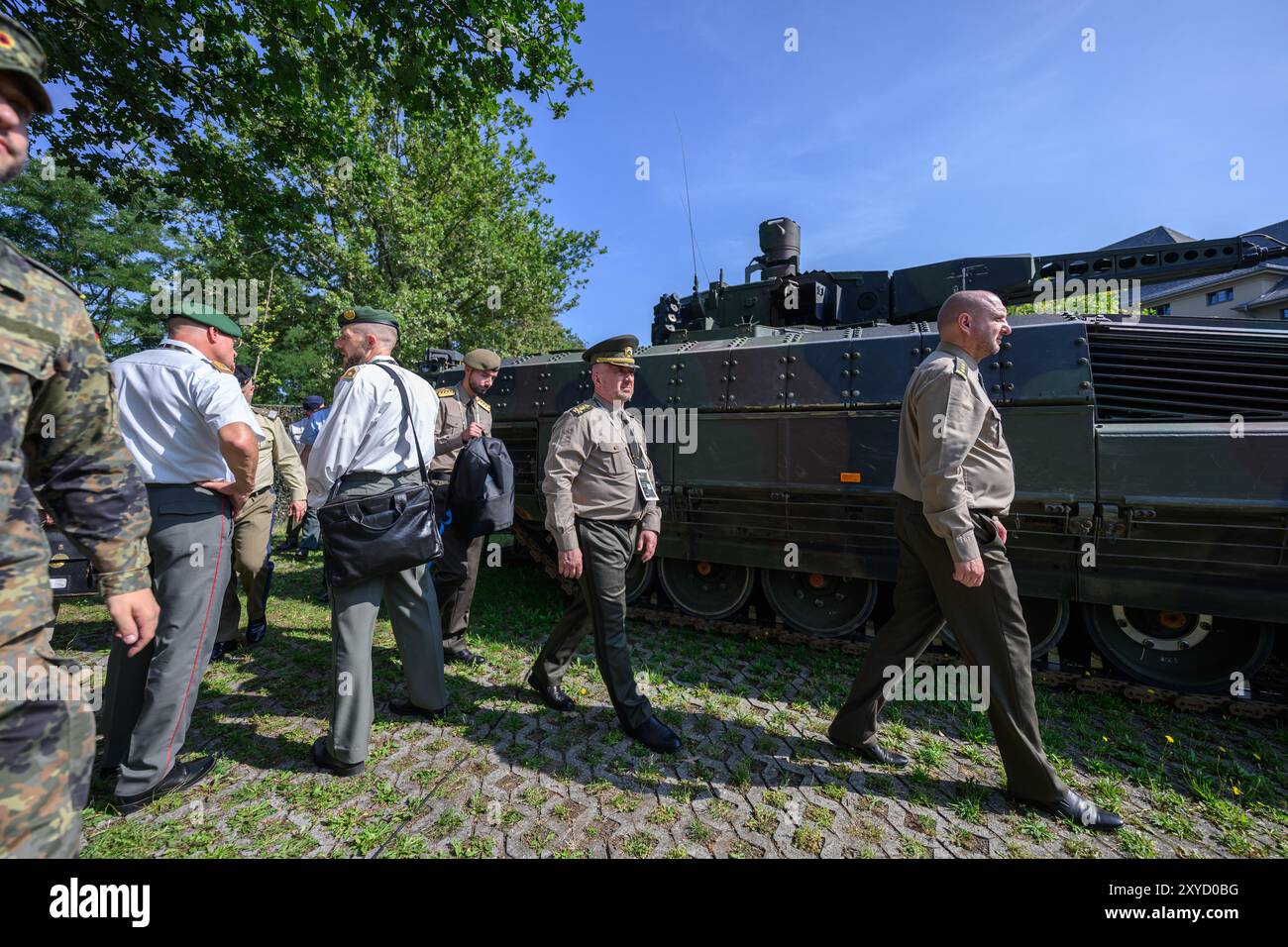 Dresden, Germany. 28th Aug, 2024. Oleksandr Pavliuk (2nd from right ...