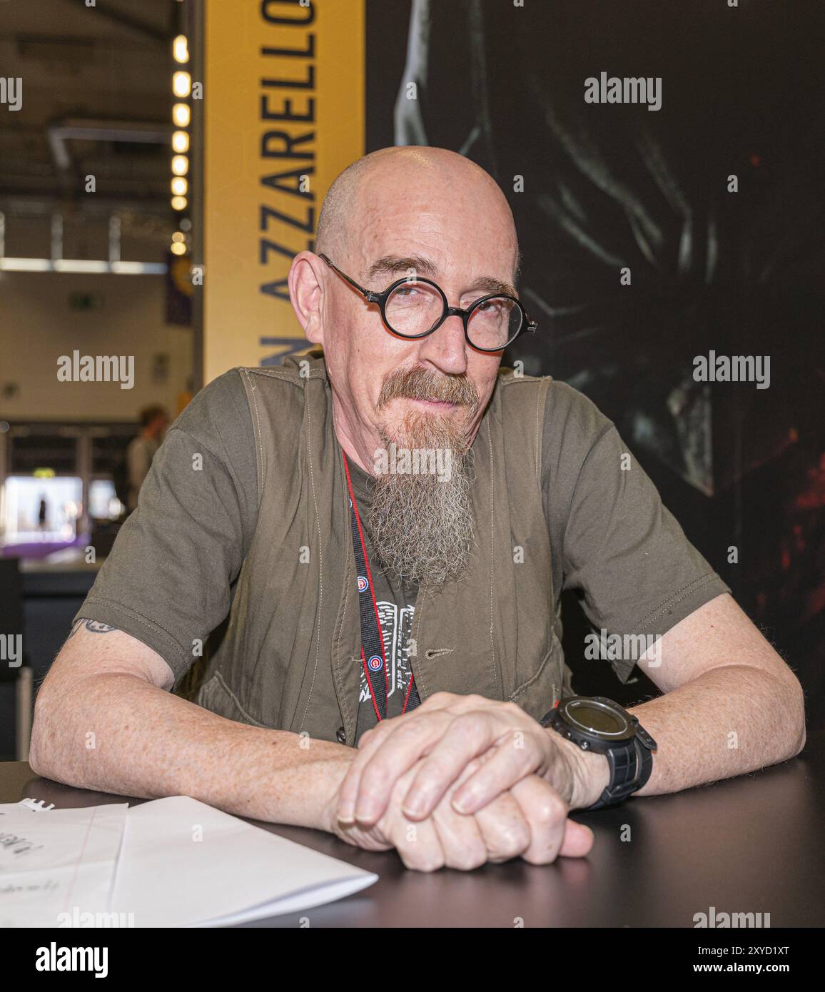 American comic book writer hi-res stock photography and images - Alamy