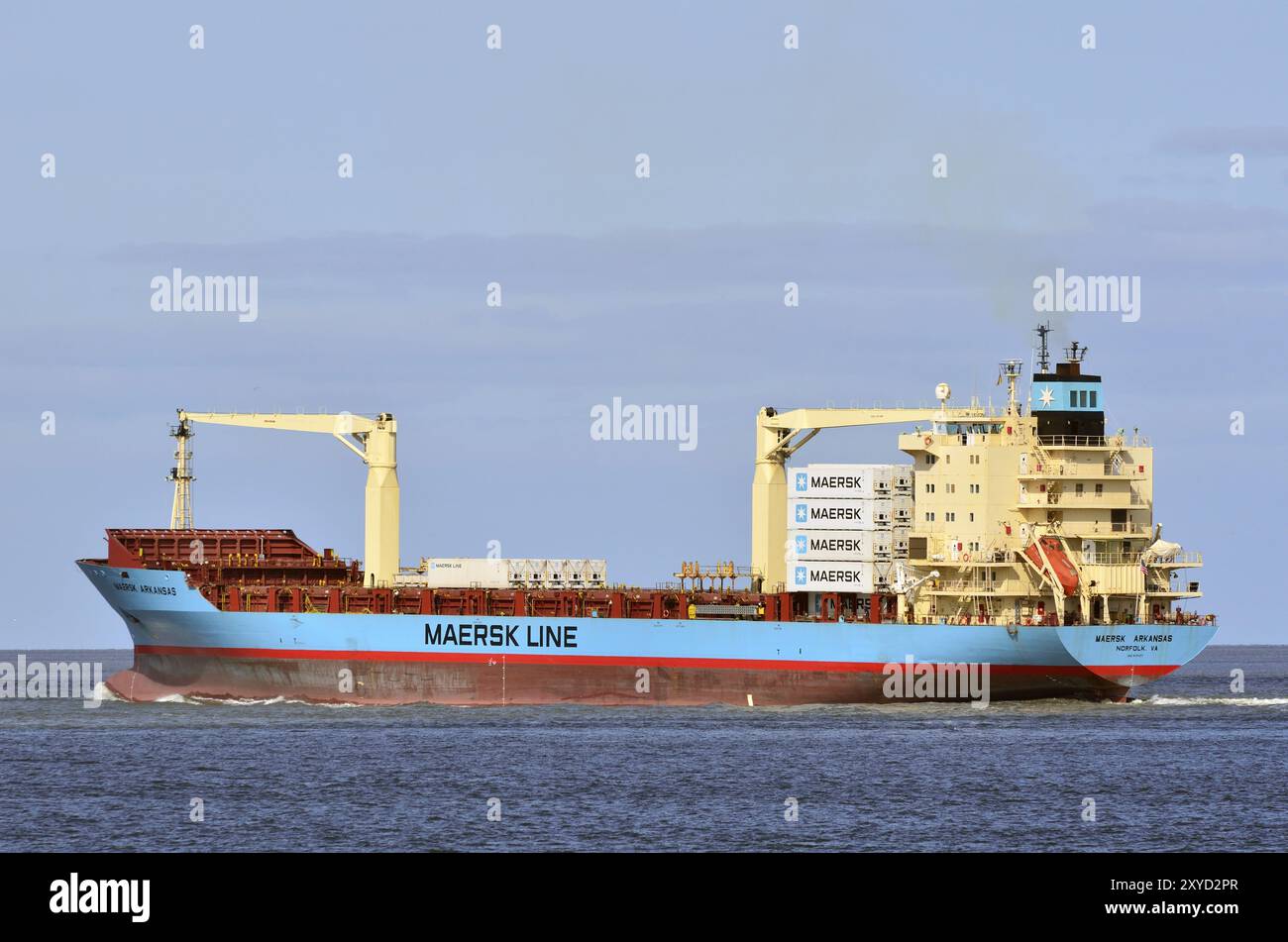 Container barges on usa rivers hi-res stock photography and images - Alamy