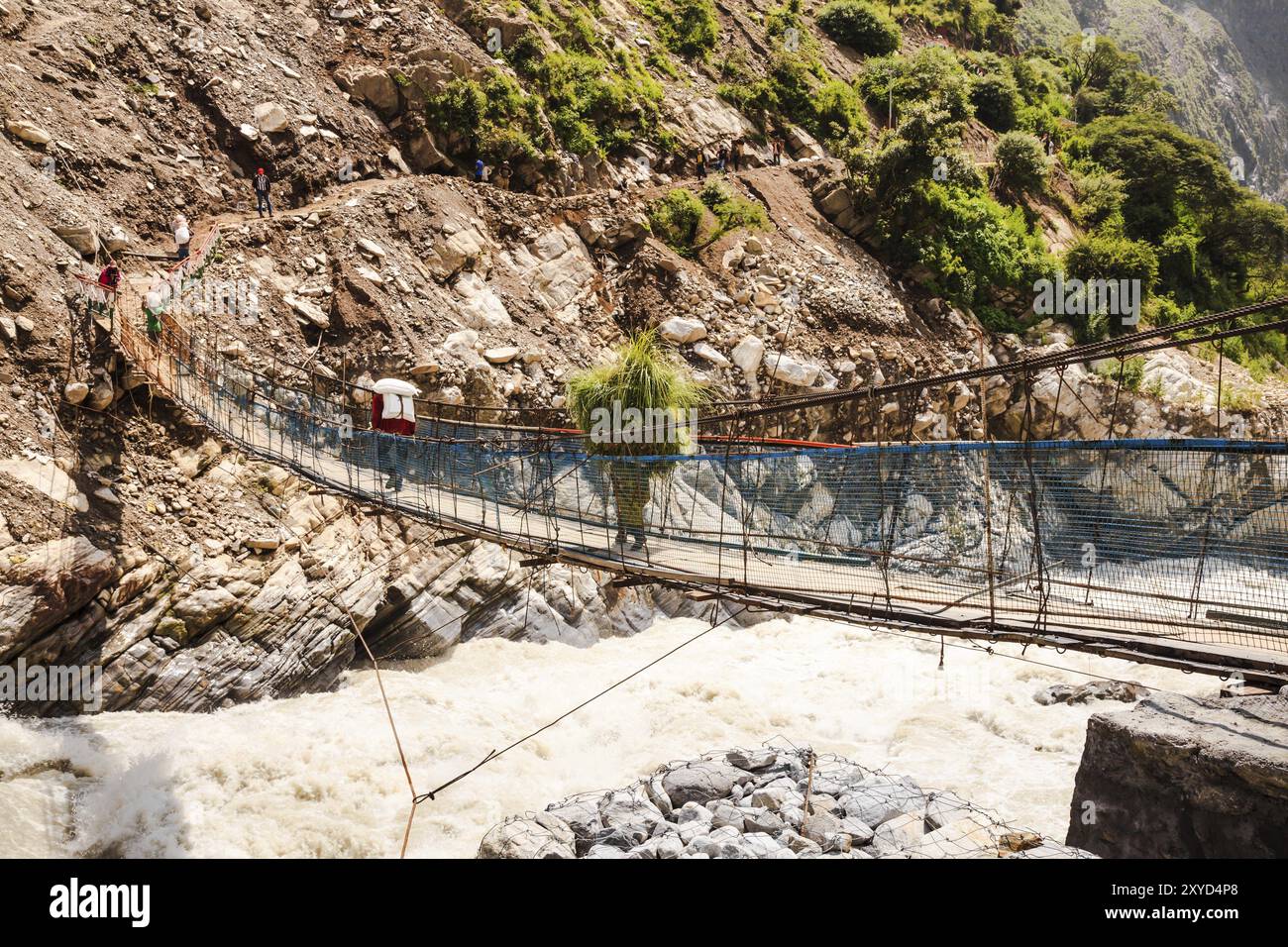 Rope bridge in india hi-res stock photography and images - Alamy