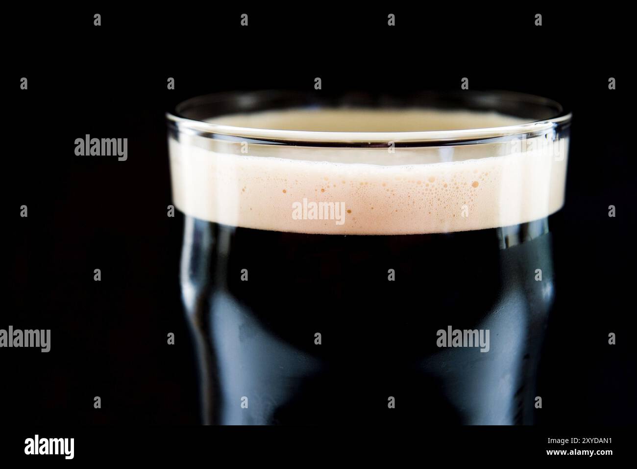 Irish Stout beer in a pint. Irish stout in a pint Stock Photo - Alamy
