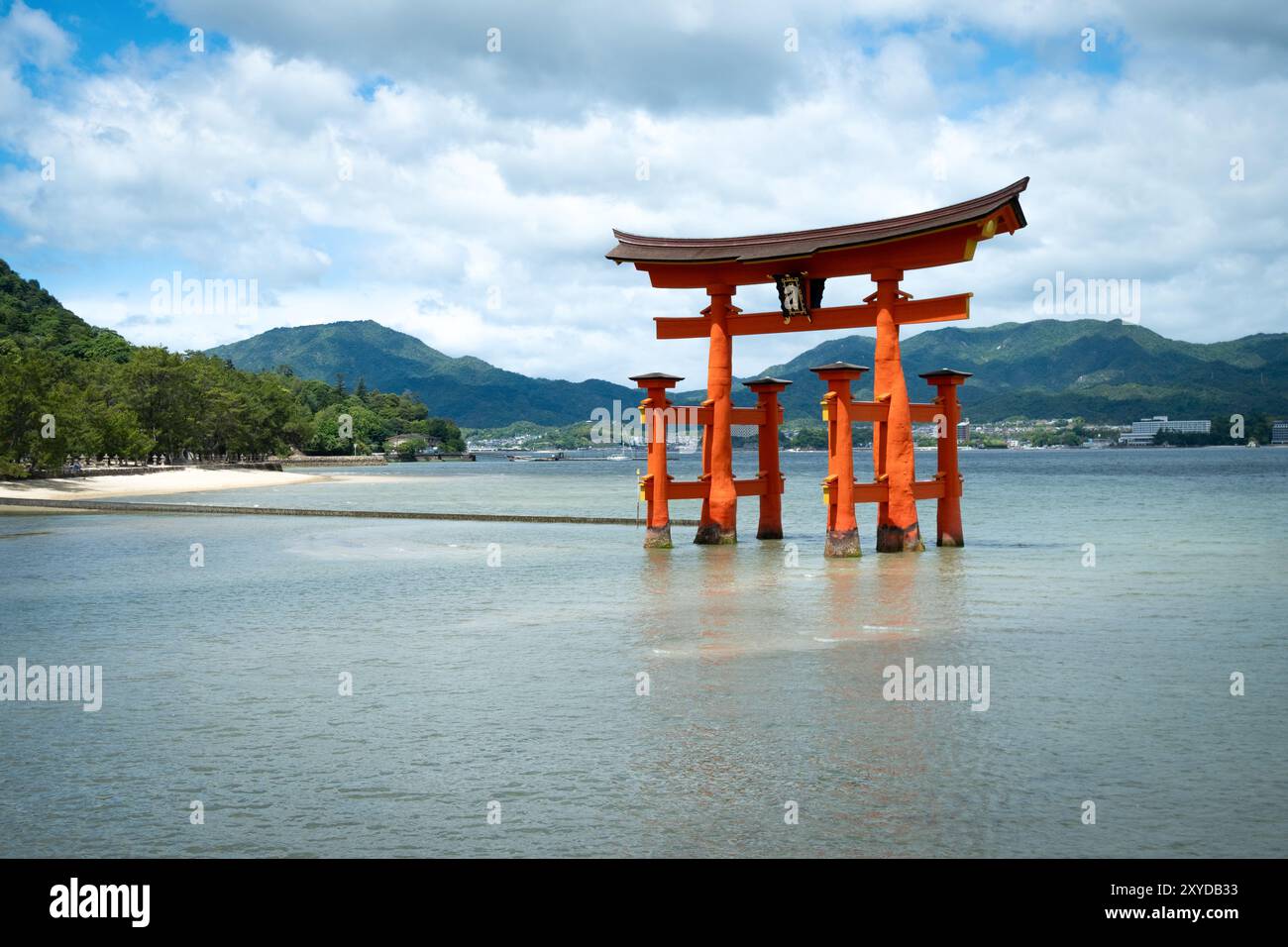 Floating Torii gate of Itsukushima Shrine at Miyajima, Hiroshima Stock ...