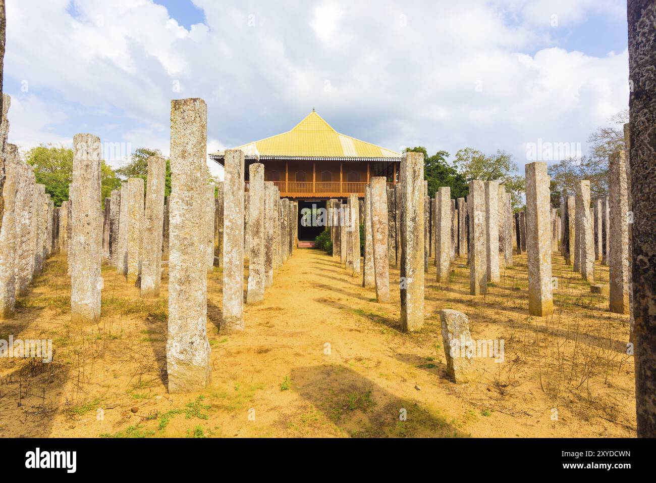 Modern people in ancient place hi-res stock photography and images - Alamy