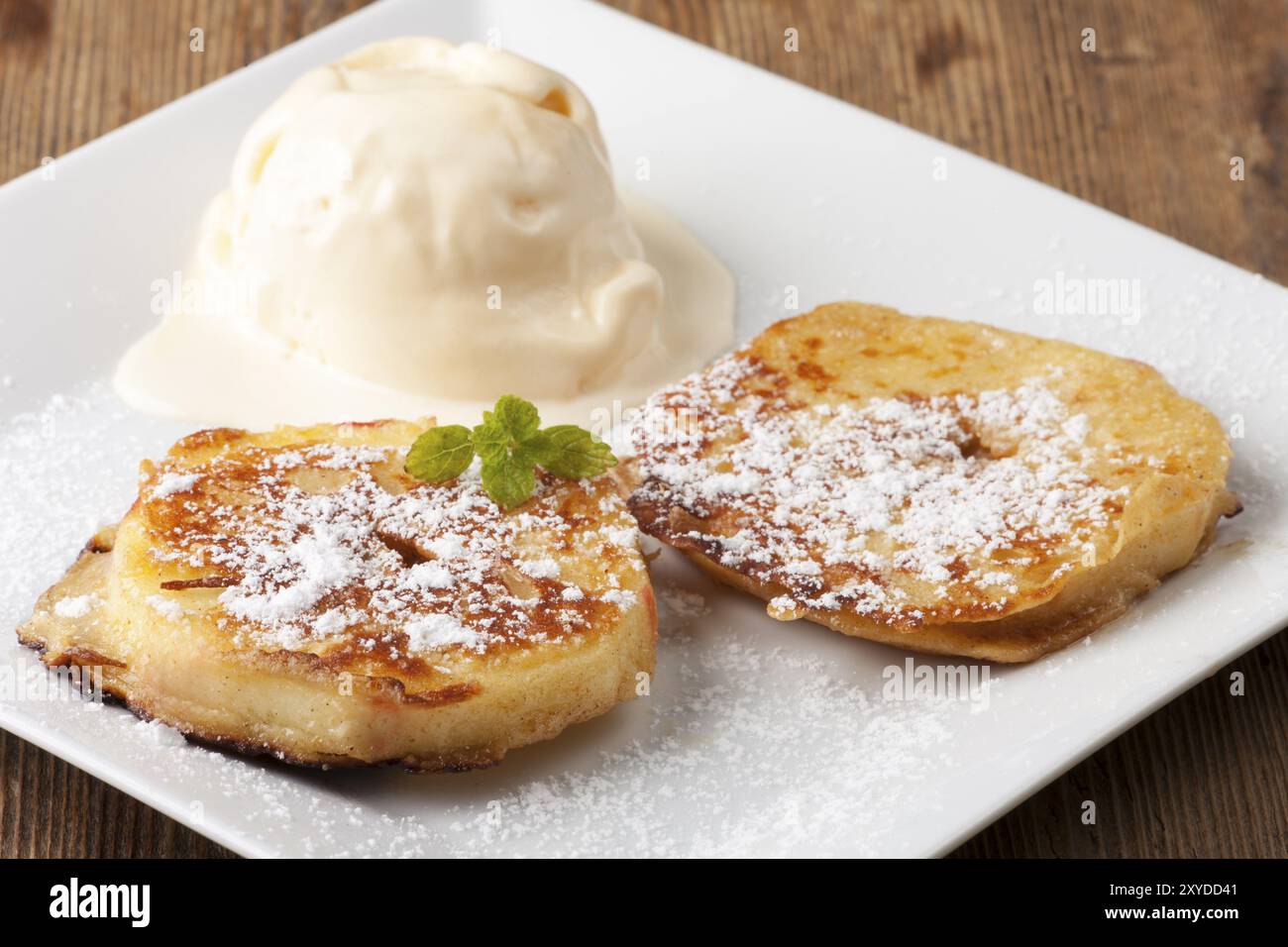 Austrian cakes hi-res stock photography and images - Alamy