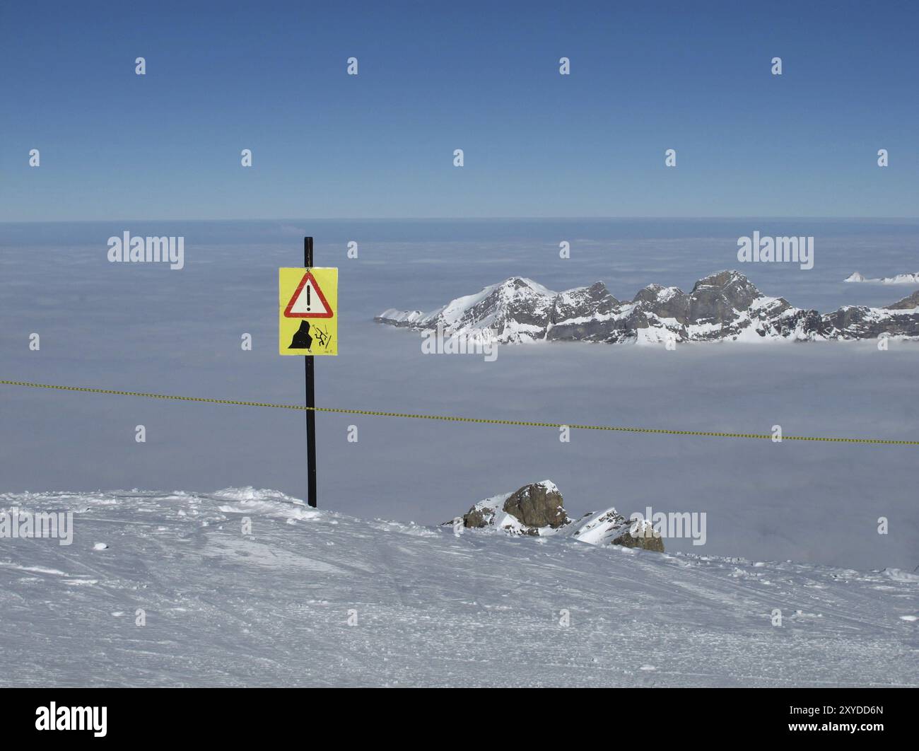 High seas warning sign hi-res stock photography and images - Alamy