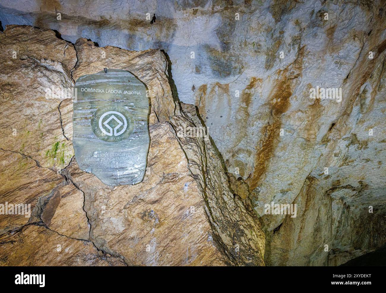 Ice plaque hi-res stock photography and images - Alamy