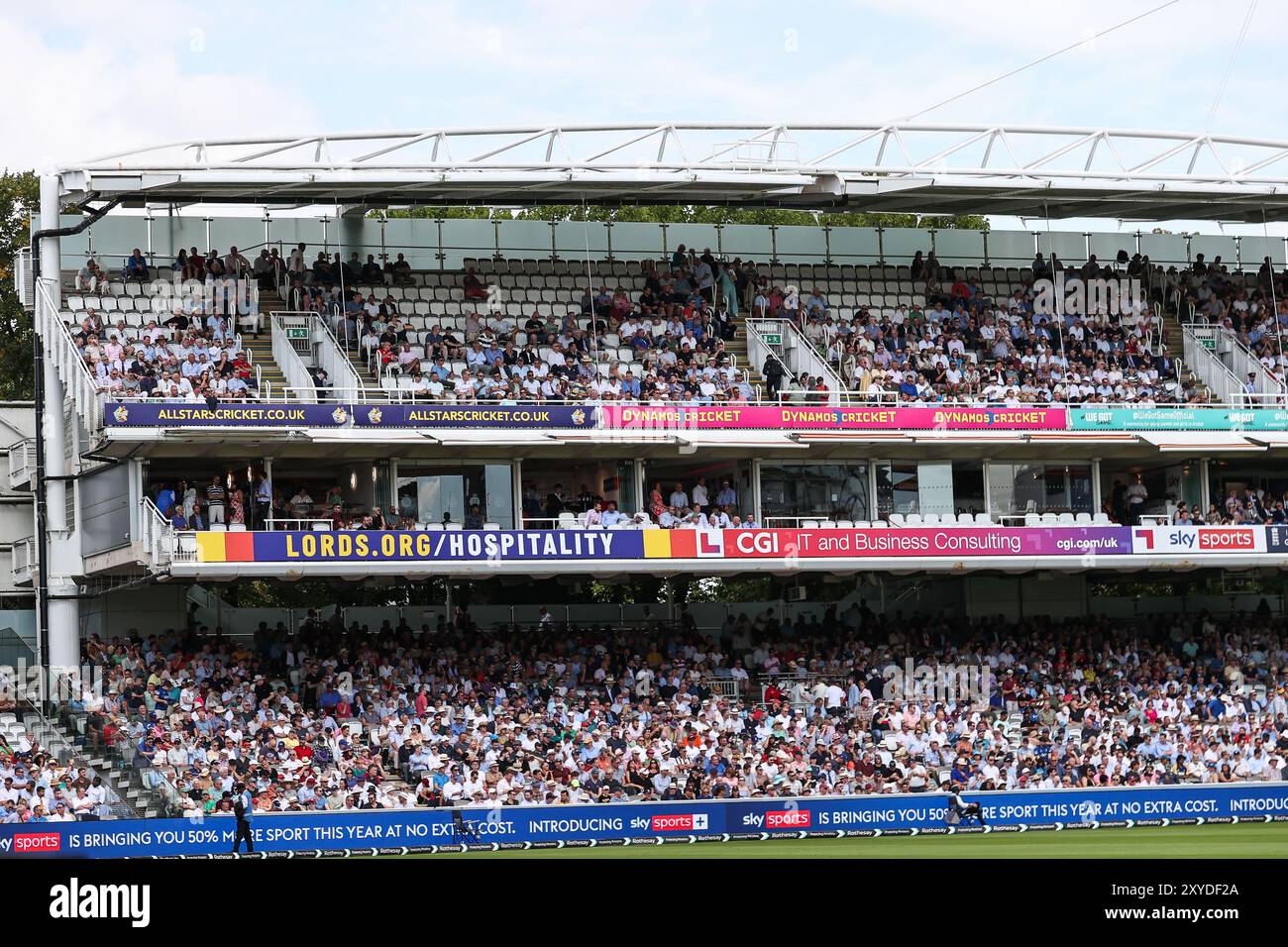 Empty seat in the stands during the England Men v Sri Lanka 2nd ...