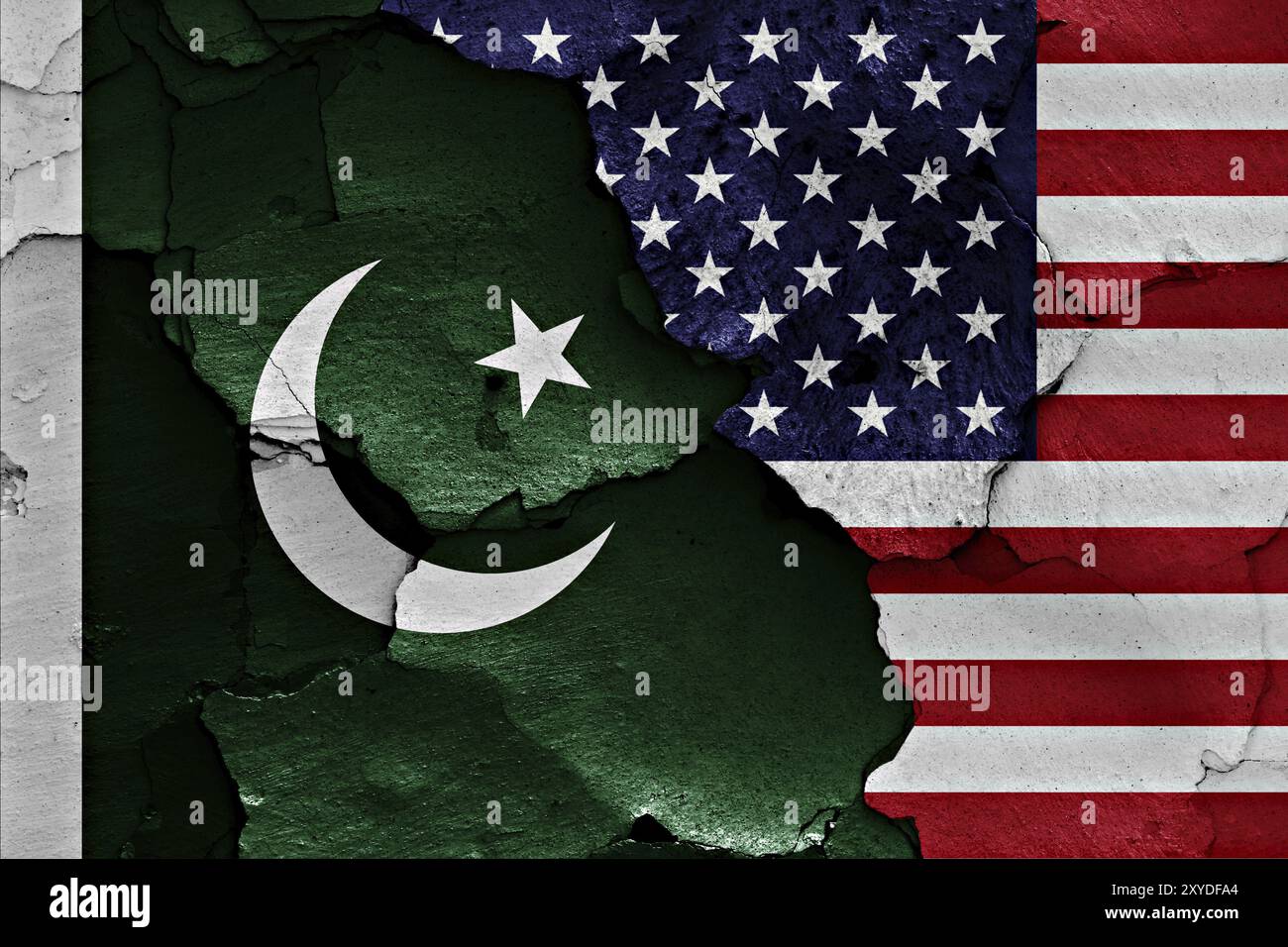 Flags of Pakistan and USA painted on cracked wall Stock Photo - Alamy