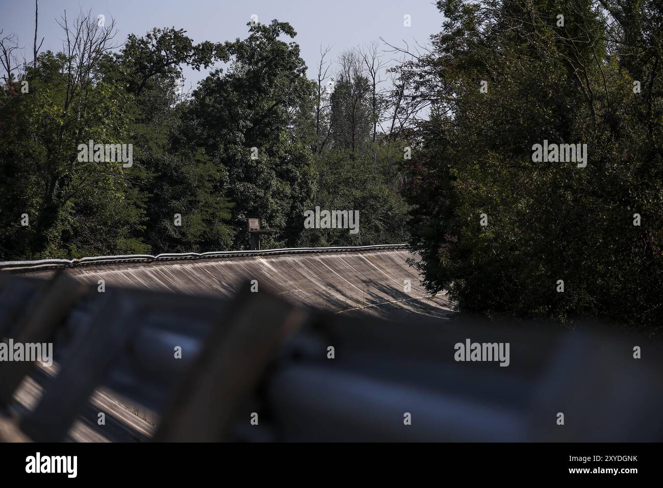 Illustration of the Autodromo Nazionale di Monza banking, camber during ...